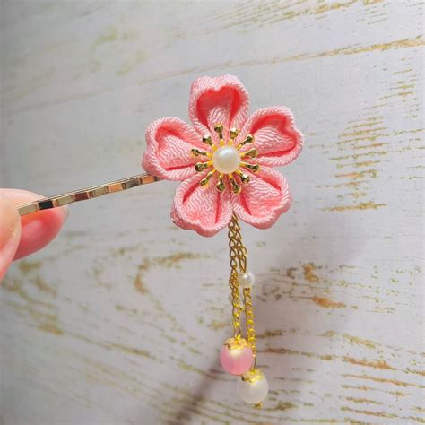 Japanese Cherry Blossom Pink White Kanzashi Hair Pins Tsumami Sakura