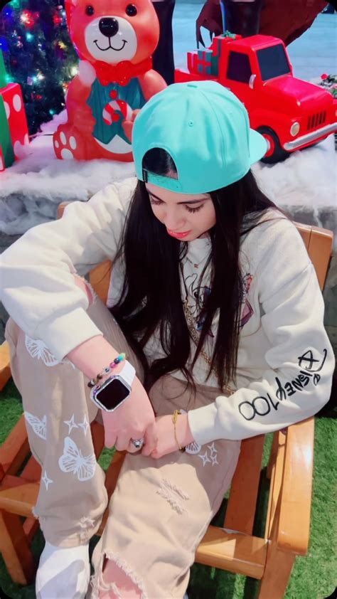 Ruby Munoz Santa Tacaño Navidad Santa Instagram