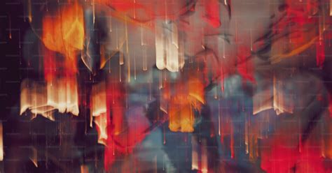 빗속에서 우산을 든 여자의 그림 사진 Unsplash의 예술적인 이미지 빗속에서 우산을 든 여자의 그림 사진 Unsplash의 예술적인 이미지