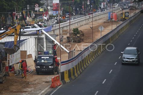 Pembangunan Jalur Lrt Fase 1b Di Jakarta Antara Foto