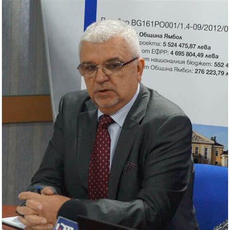 Починалият на плаж Оазис край Лозенец е известният архитект Любомир Семерджиев