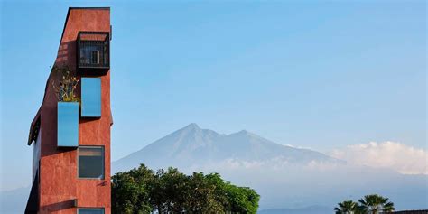 از فضا سازی معمار در این قوطی کبریت و تبدیل آن به یک هتل دیدنی لذت