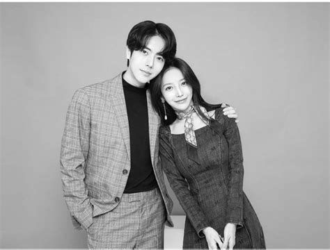 Park Tae Joon Schöpfer Des Webtoons „lookism Lässt Sich Von Seiner Frau Choi Soo Jung