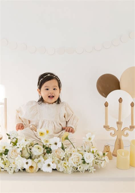 4돌상백일상생일상 온먼트스튜디오