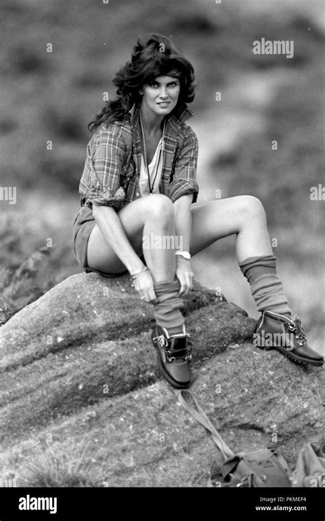 Caroline Munro Bond Hi Res Stock Photography And Images Alamy