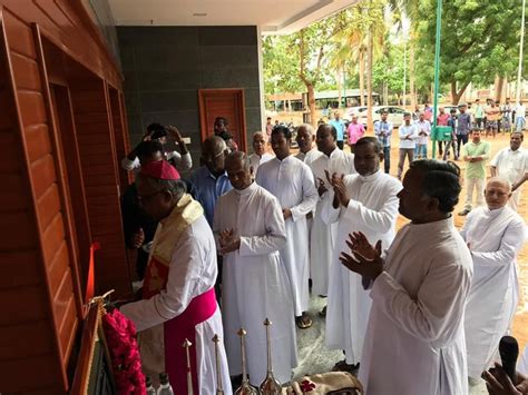 Rev Fr Lourdu Xavier Restaurant And Rooms Poondi Madha Basilica