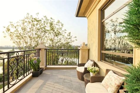 DIFFERENCE Lanai Patio Porch Veranda Terrace Balcony Clever Patio