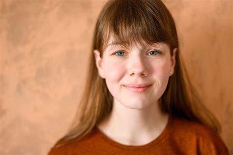 Tween Girl Portrait Card Photos Download Free High Quality Pictures