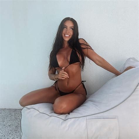 Steph Pacca Sexy In Bikini For Valentine S Day Photos The Fappening