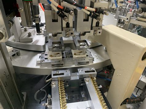 Customized Roman Socket Automatic Assembly Machine Yicheng