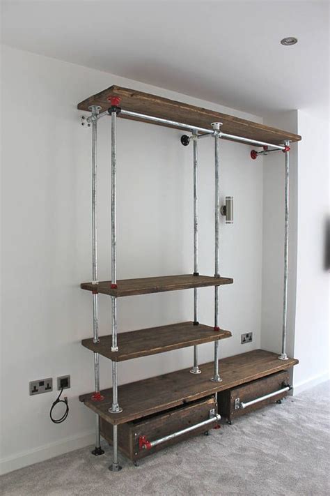 Belle Reclaimed Scaffolding Board And Galvanised Steel Pipe Industrial
