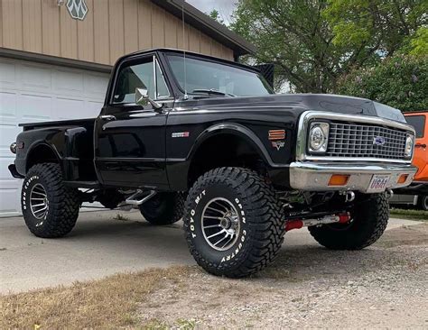 Lifted Stepside Truck Stepside Chevy Truck C Truck Classic Chevy Trucks
