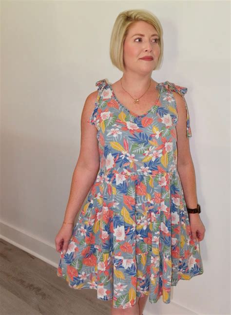 Roxy Chambray Floral Dress East Eleventh Boutique Llc