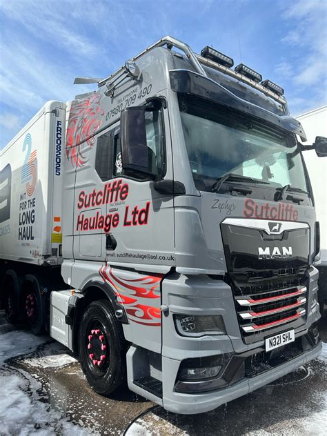 Mantruckandbus Lions Chris Sutcliffe