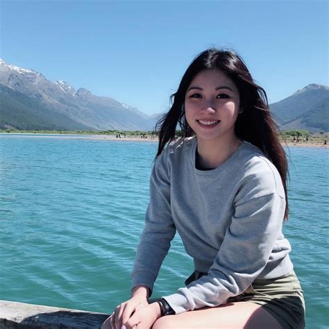 About Anna Cheng Medium