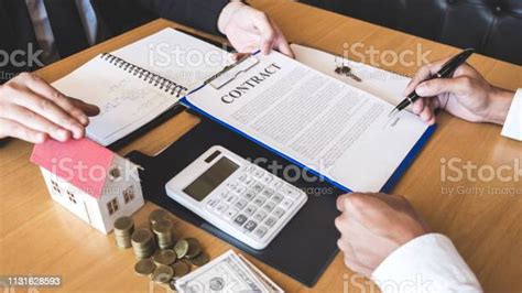 부동산 에이전트 브로커 계약 양식을 고객 서명 계약 계약 부동산 승인 된 모기지 신청서 구매 또는 관련 모기지 대출 제안 및