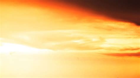 Какво ще се случи ако има масивна слънчева буря Новини бг