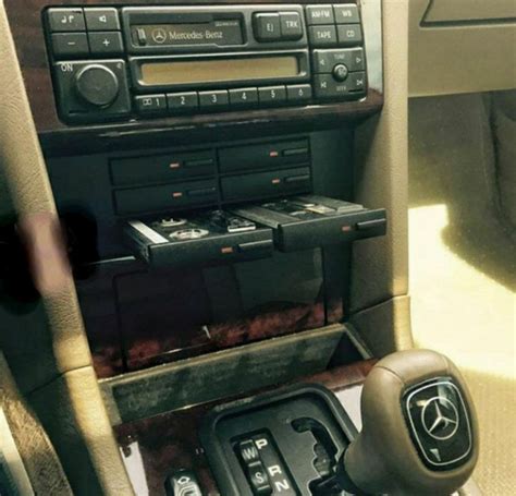 قبل از اینکه سی دی و سیستم های صوتی جدید بیاد، همشون کاست میخوردن — Postimages