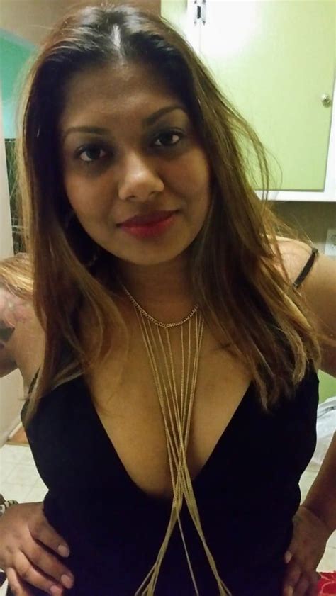 Desi Hotwife