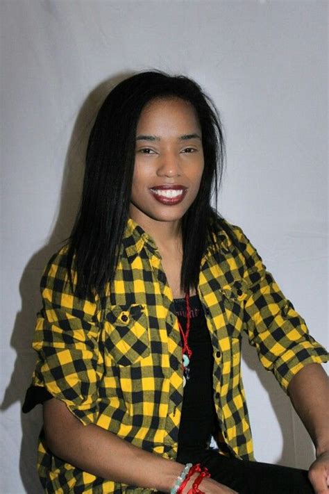 Model Actress Cadma Womens Plaid Womens Plaid Shirt Womens Top
