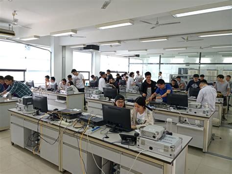 局域网搭建实验 广东工业大学 信息工程学院 大话移动通信