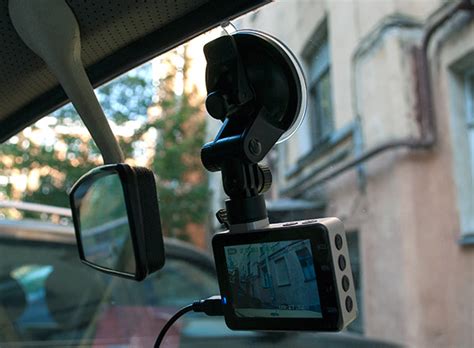 Автомобильный видеорегистратор Sho-Me HD05-LCD