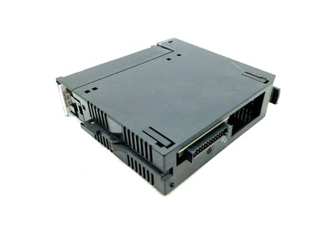 GE FANUC IC693MDL646 24 Volt DC Positive Negative Logic Input Module