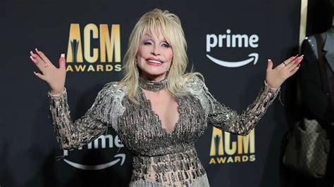 Dolly Parton Reveals The 50s Music Icon Who Taught Her The Meaning Of