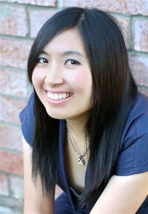 K330162 Female Model Profile Tokyo Tokyo Japan 4 Photos Model