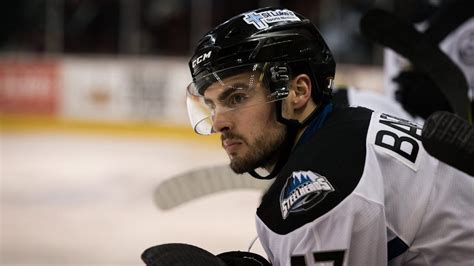 Forward Joe Basaraba Returns To Steelheads For 2019 20 Season Idaho Steelheads