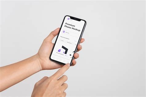 스마트폰 모을 들고 있는 사람들 프리미엄 Psd 파일