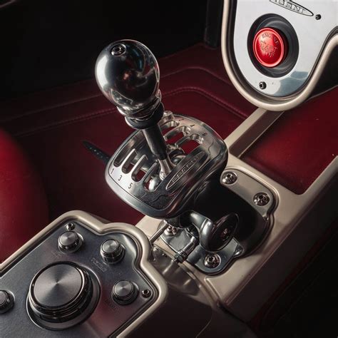 پاگانی یوتوپیا این خودرو نیست بلکه یک اثر هنری است عکس