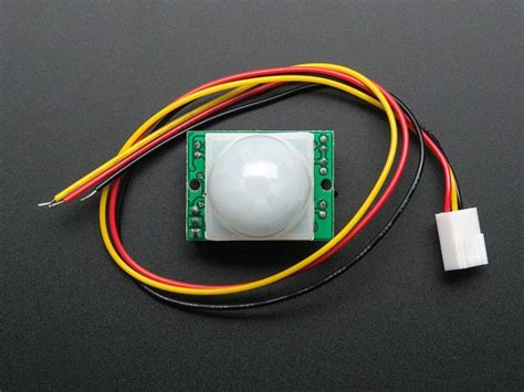 PIR Sensor with ESP8266 Nodemcu and Arduino IoT Cloud