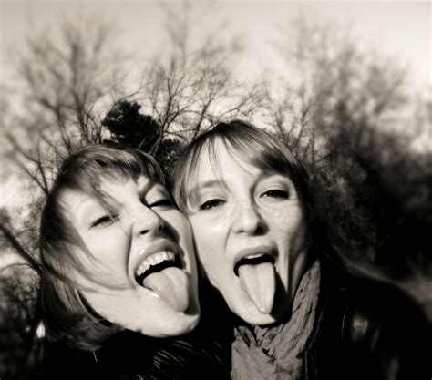 Which Tongue Scrolller