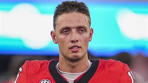 Ex Heisman Trophy Winner Weighs In On Carson Becks Transfer To Miami