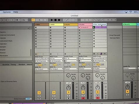need help connecting microfreak to ableton as midi syncing to ableton