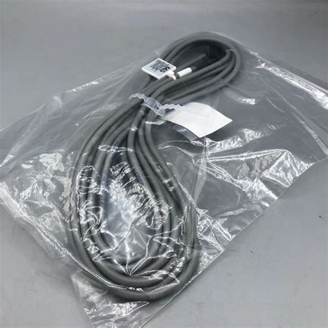 Ccs ストレートケーブル Fcb 5 Fa機器、メカトロパーツ全般のリユース品 メカトロパーツ．com