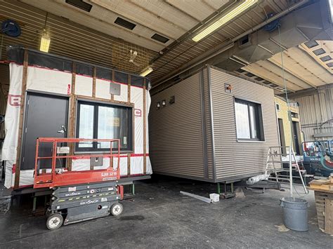 Modular Vs Traditional Construction A Comparison Piece Roc Modular