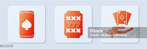 행운의 일곱 잭팟 온라인 포커 테이블 게임과 카드 놀이의 손 들고 갑판 슬롯 머신을 설정합니다 흰색 사각형 버튼입니다 벡터 가능성에 대한 스톡 벡터 아트 및 기타 이미지