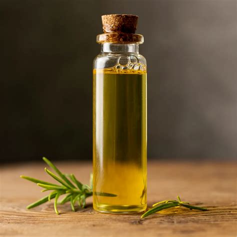 Allyl Caproate At Best Price In Mumbai By Dss Aromas Id 2849557546430