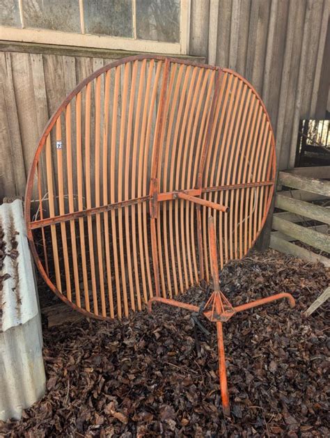Lot 73 Round Wool Table Auctionsplus