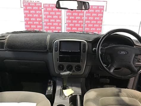 2003 Ford Explorer Xlt Interior
