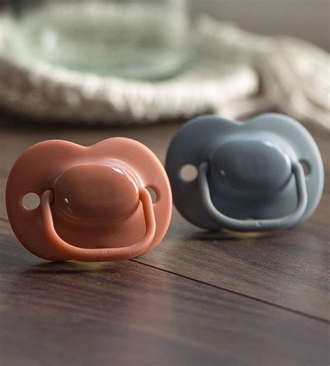 Cherry Latex Soother Tommee Tippee Pk