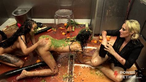 Huge Gaping Holes Eporner