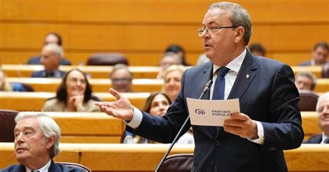 Monago Pp Actualiza Su Currículum Del Senado Para Incorporar Nuevos Títulos Y Un Doctorado