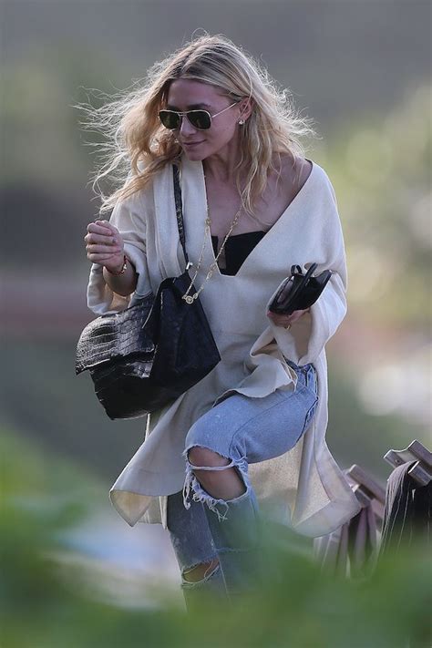 Olsen Twins Inspired Summer Vacation Essentials Olsens Anonymous Bloglovin