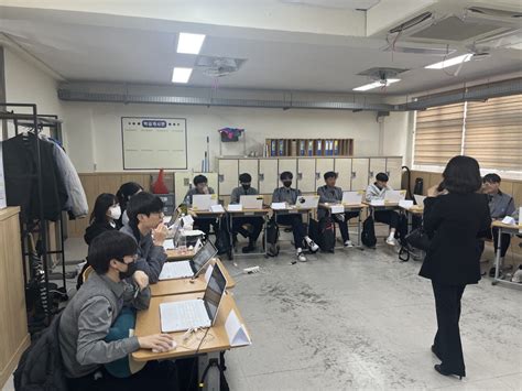 꿈을 향한 교육 전자신문 인천전자마이스터고 진로캠프 교육 실시 전자신문