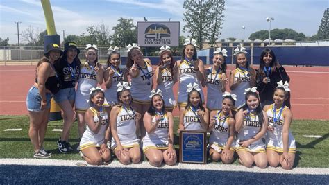 San Fernando High School Cheer Team Wins Division Championship The