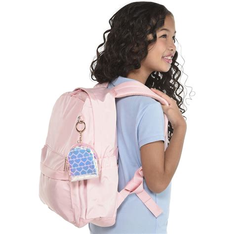 Where To Put Keychains On Backpack Postureinfohub