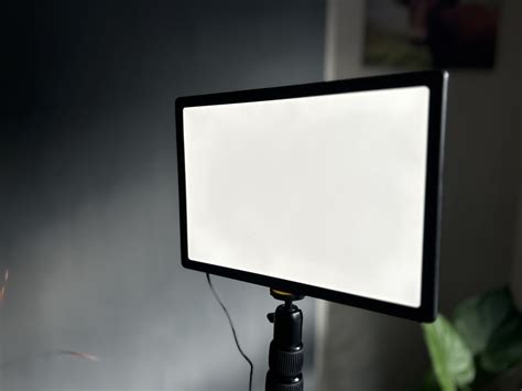 Ribl Aura Mvl5 Led Light Kit Review Ephotozine